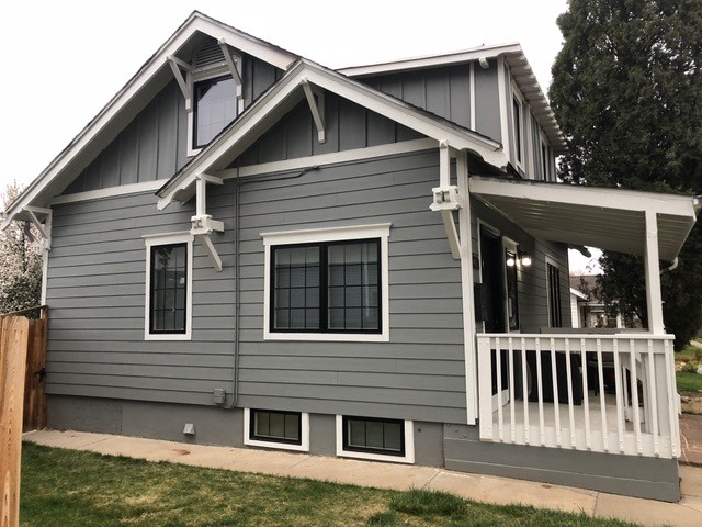 James Hardie Board & Batten Vertical Siding | Elite Installation